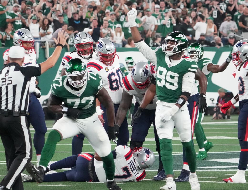 How Concerning Is Michael Clemons' Absence At Jets OTAs?