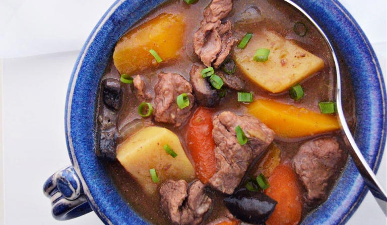 15 Easy Soup Recipes for Rainy Weekends