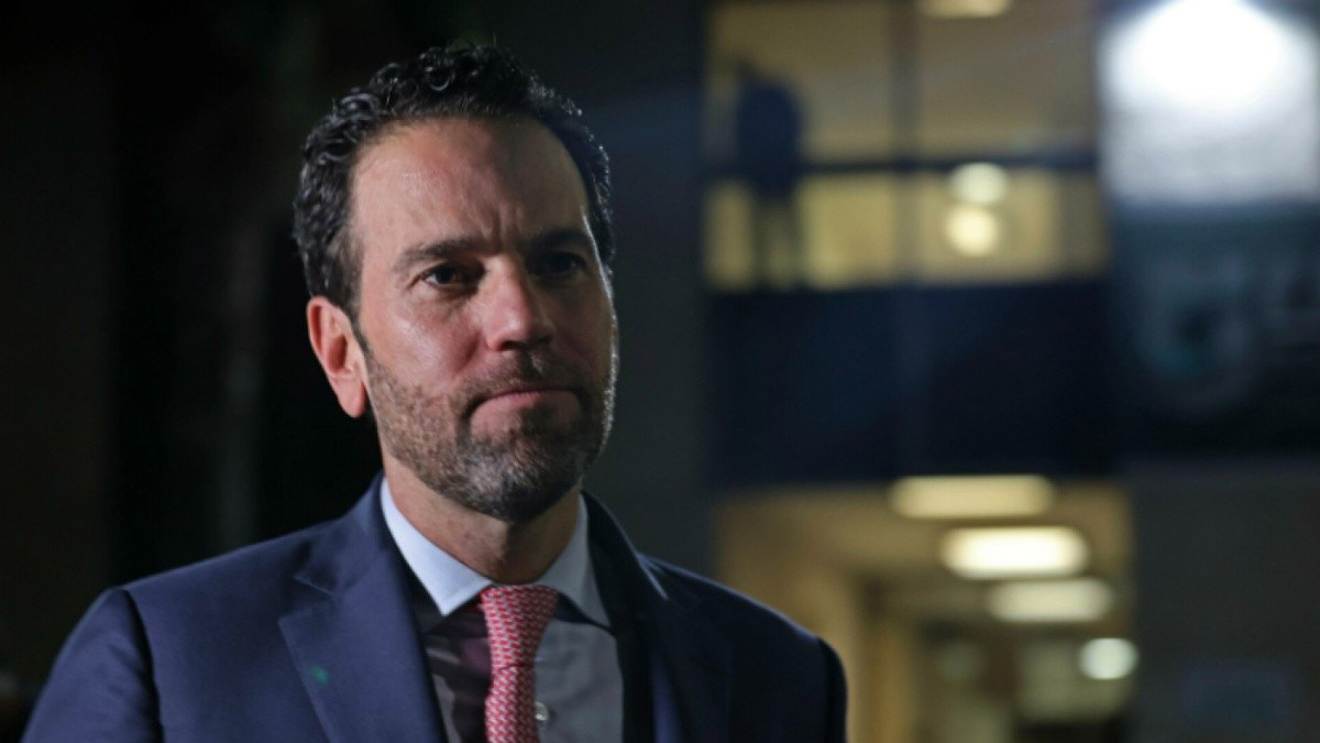 Loret de Mola: Las opciones de AMLO y Sheinbaum ante la falta de votos ... Loret de Mola: Las opciones de AMLO y Sheinbaum ante la falta de votos ...