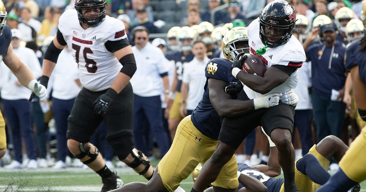 Northern Illinois upsets No. 5 Notre Dame on last-second field goal Northern Illinois upsets No. 5 Notre Dame on last-second field goal