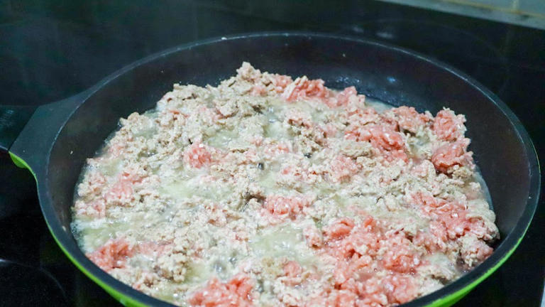 Jeannie's Stuffed Peppers Are Delish! Pizza Stuffed Peppers