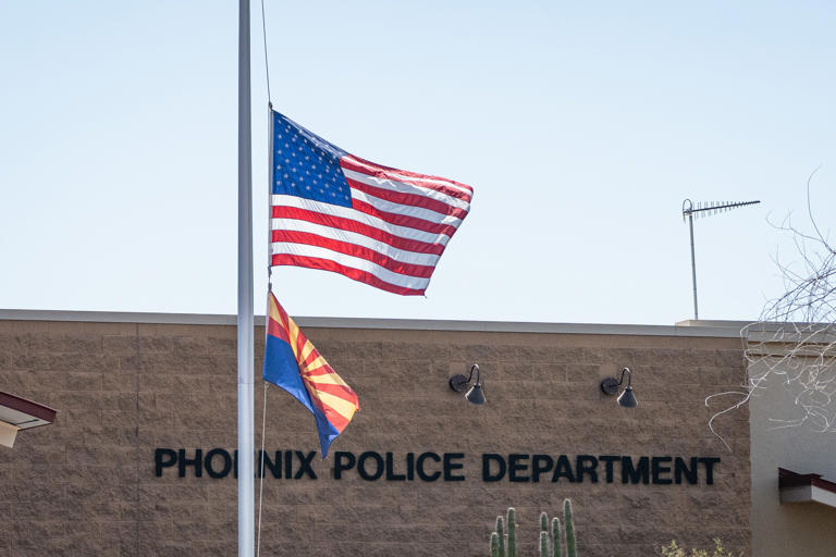 Grand jury indicts man suspected of murdering Phoenix officer, held on ...
