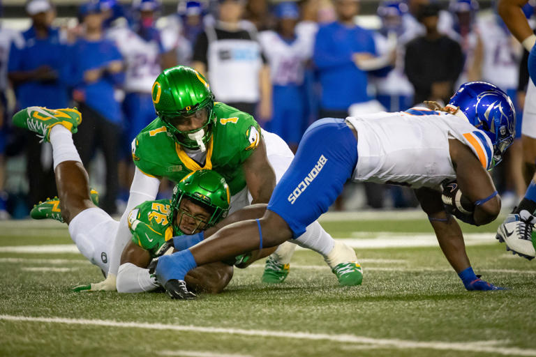 5 Oregon football position groups needing a rebuild as Ducks head into ...