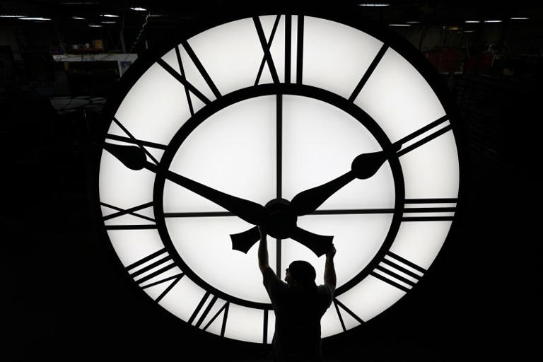 How to make the daylight saving time transition easier