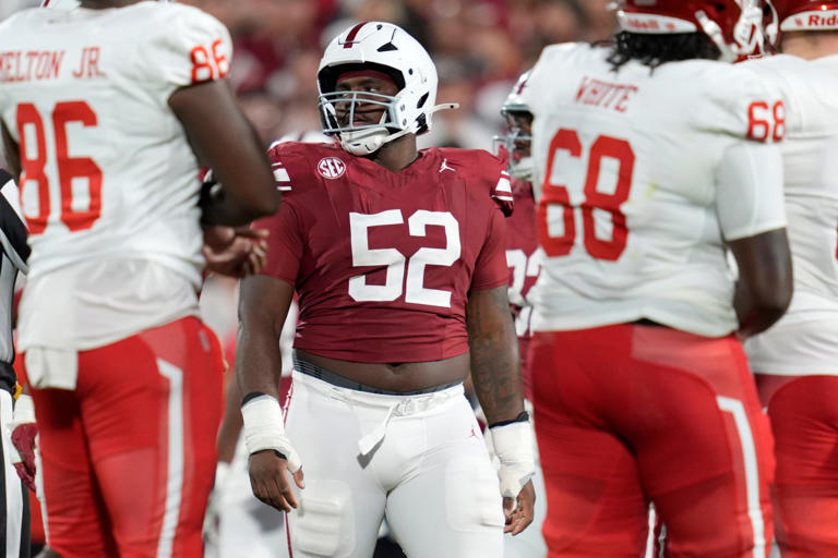 Damonic Williams announces return to OU football for 2025, boosting ...