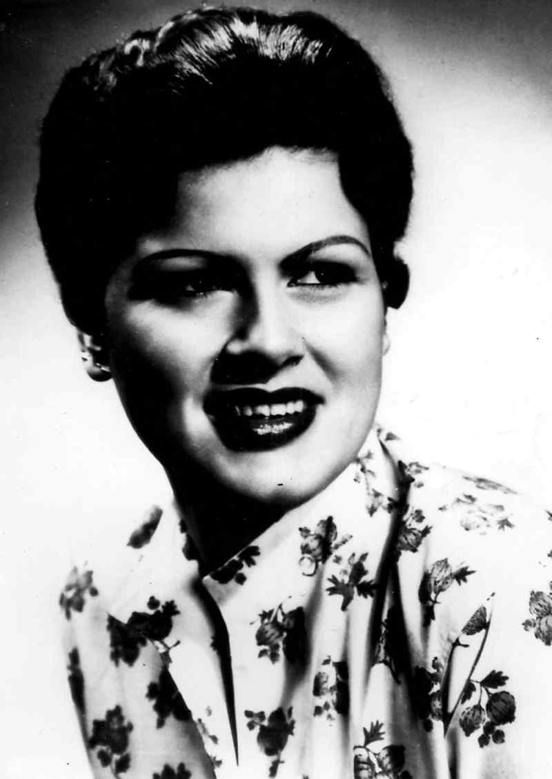 Patsy Cline: Inside Her Life & Cause of Death - for bday