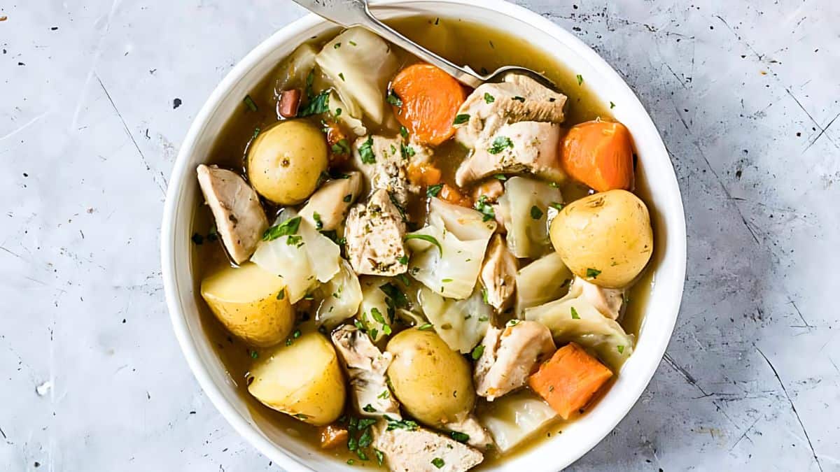 22 Dump and Cook Dinners For Fuss-Free Meals