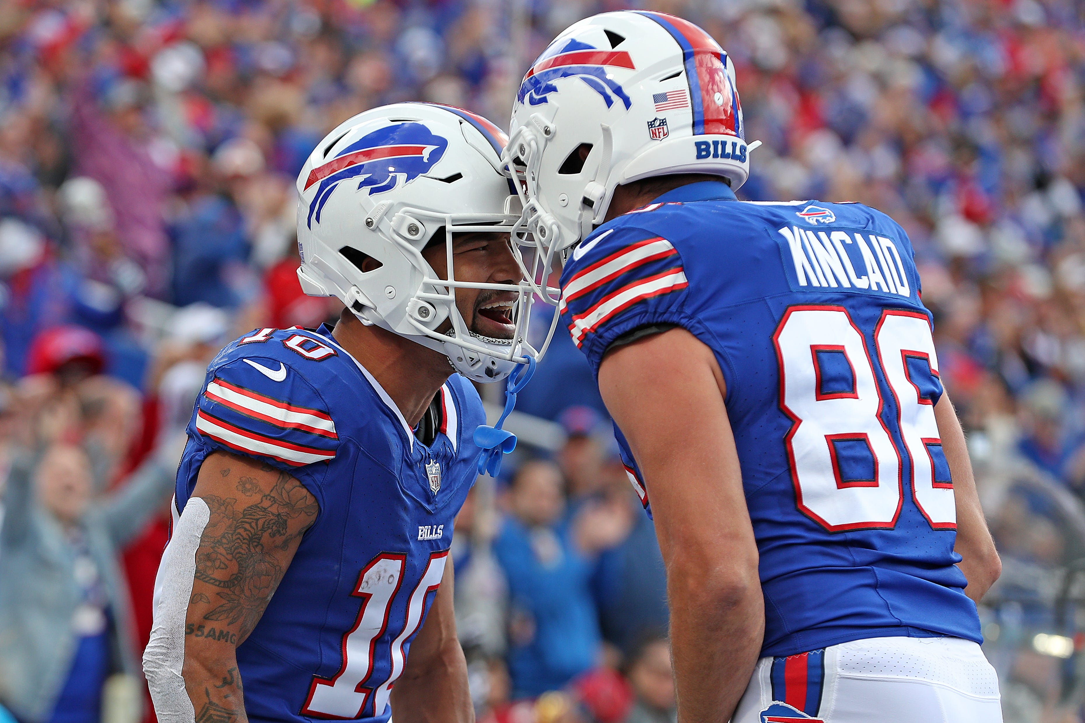 Two Bills stars to sign autographs at new Henrietta Dick's Sporting ...