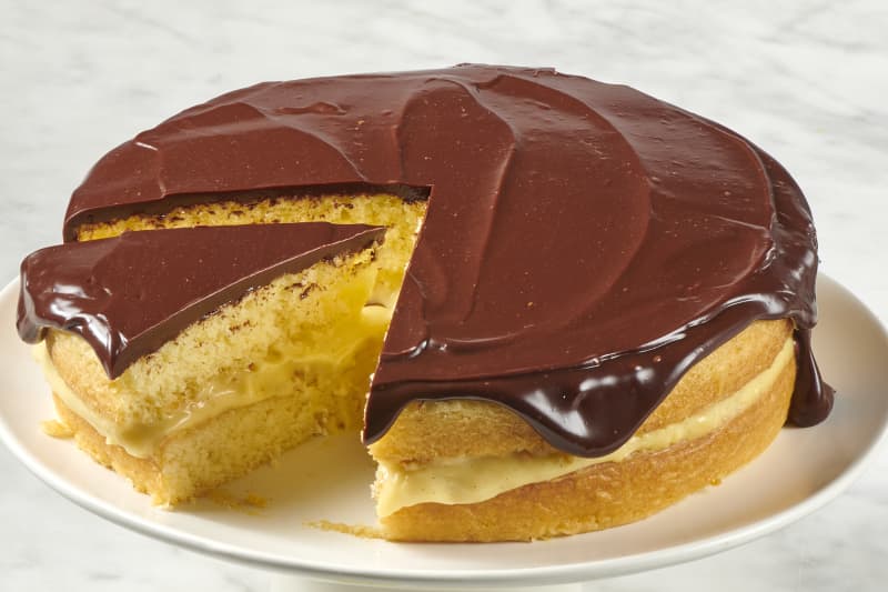 This "Brilliant" Hack for Checking if a Cake Is Done May Make You Ditch ...