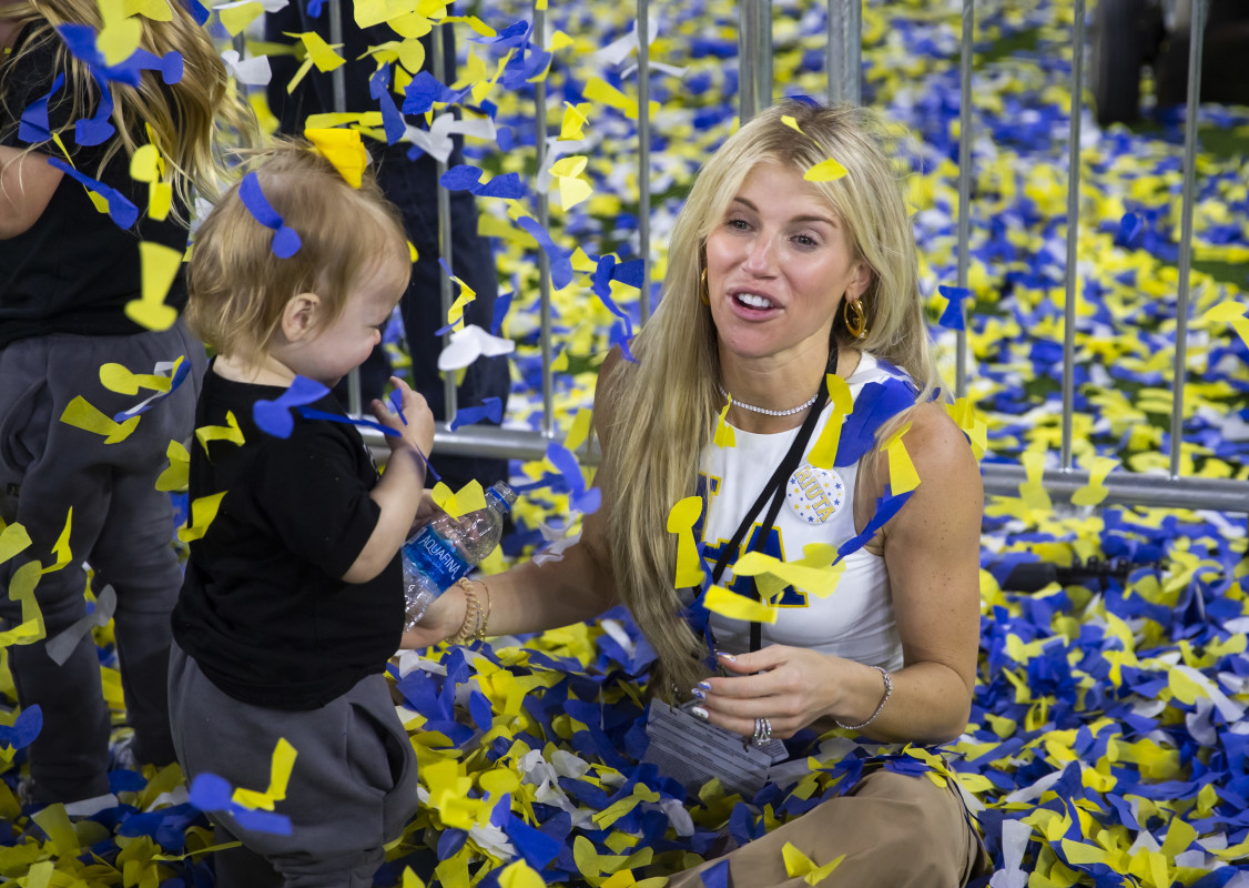 New Photos From Matthew Stafford’s Wife Are Turning Heads