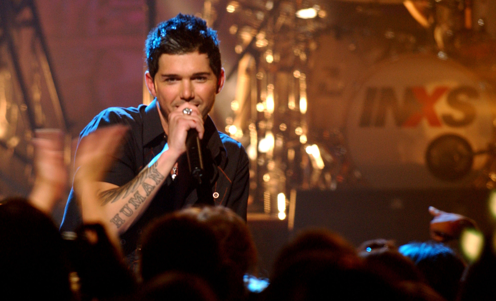 Bands that replaced their lead singer