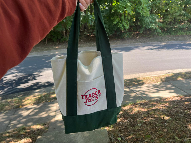 Trader Joe's mini tote bags are coming back. Here's when to get one