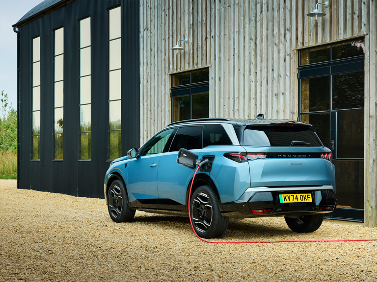 Peugeot e-5008 review: A practical and well-equipped seven-seat EV