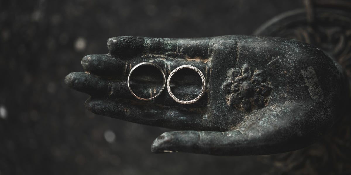 An Amateur Archaeologist Found a 1,000-Year-Old Ring With Incredible ...