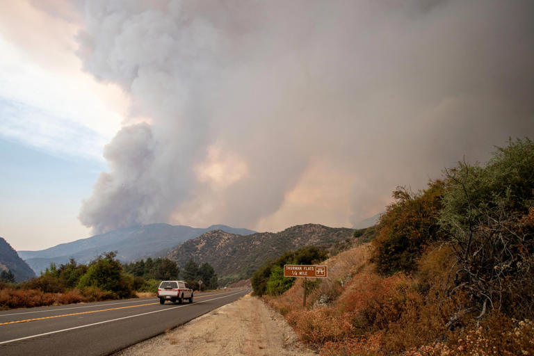 Claro Fire: Wildfire spreads over open terrain in eastern Carlsbad