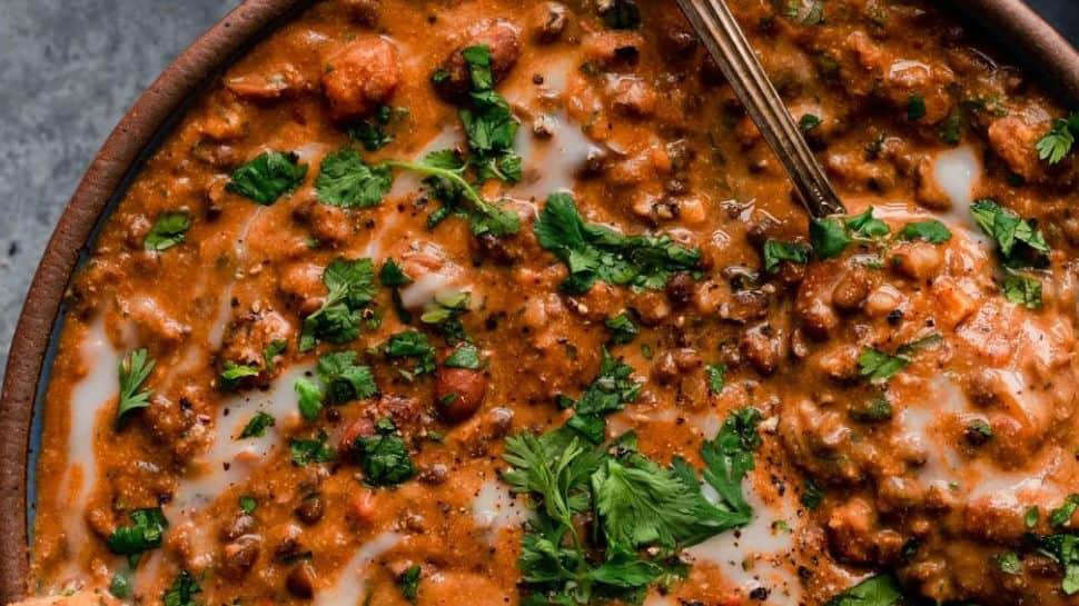 Avoid These 8 Indian Foods For A Better Night’s Sleep Avoid These 8 Indian Foods For A Better Night’s Sleep