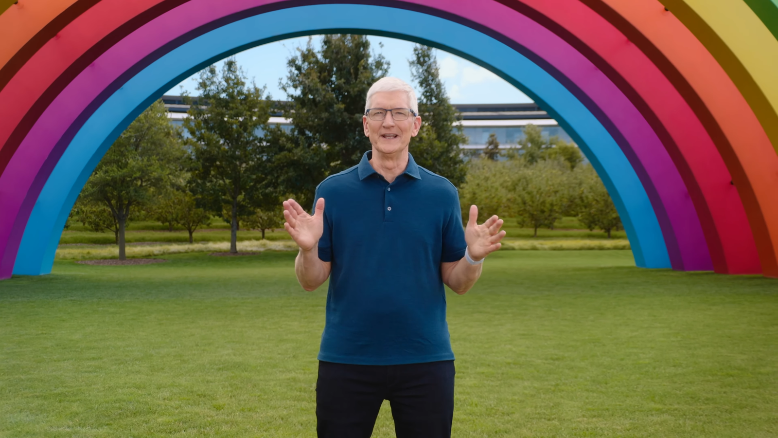 Tim Cook a Natale si è regalato azioni Nike per 3 milioni