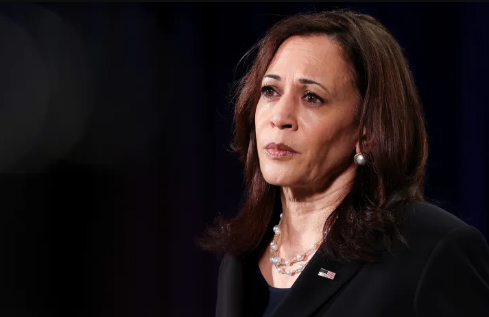 Kamala Harris faces criticism over THIS missed opportunity, polling ... Kamala Harris faces criticism over THIS missed opportunity, polling ...