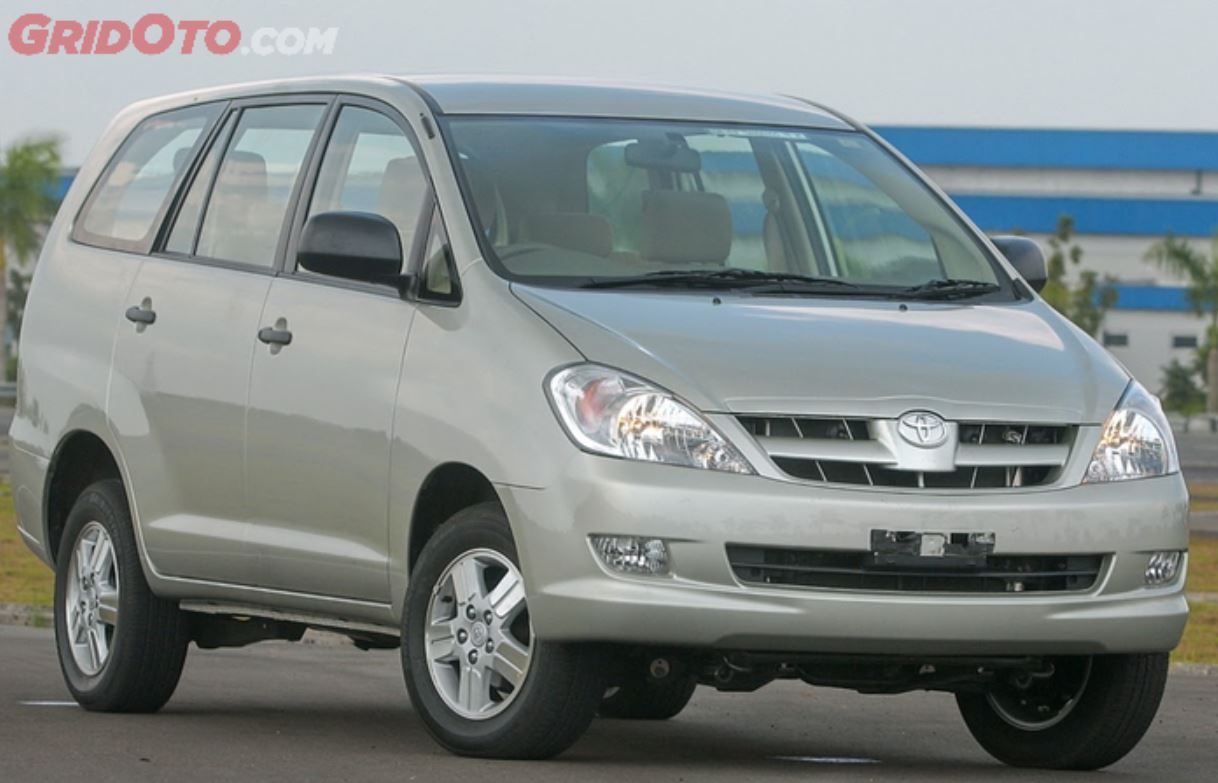 Segini Harga Toyota Kijang Innova Diesel Tipe V 2004 Bekas, Terjangkau