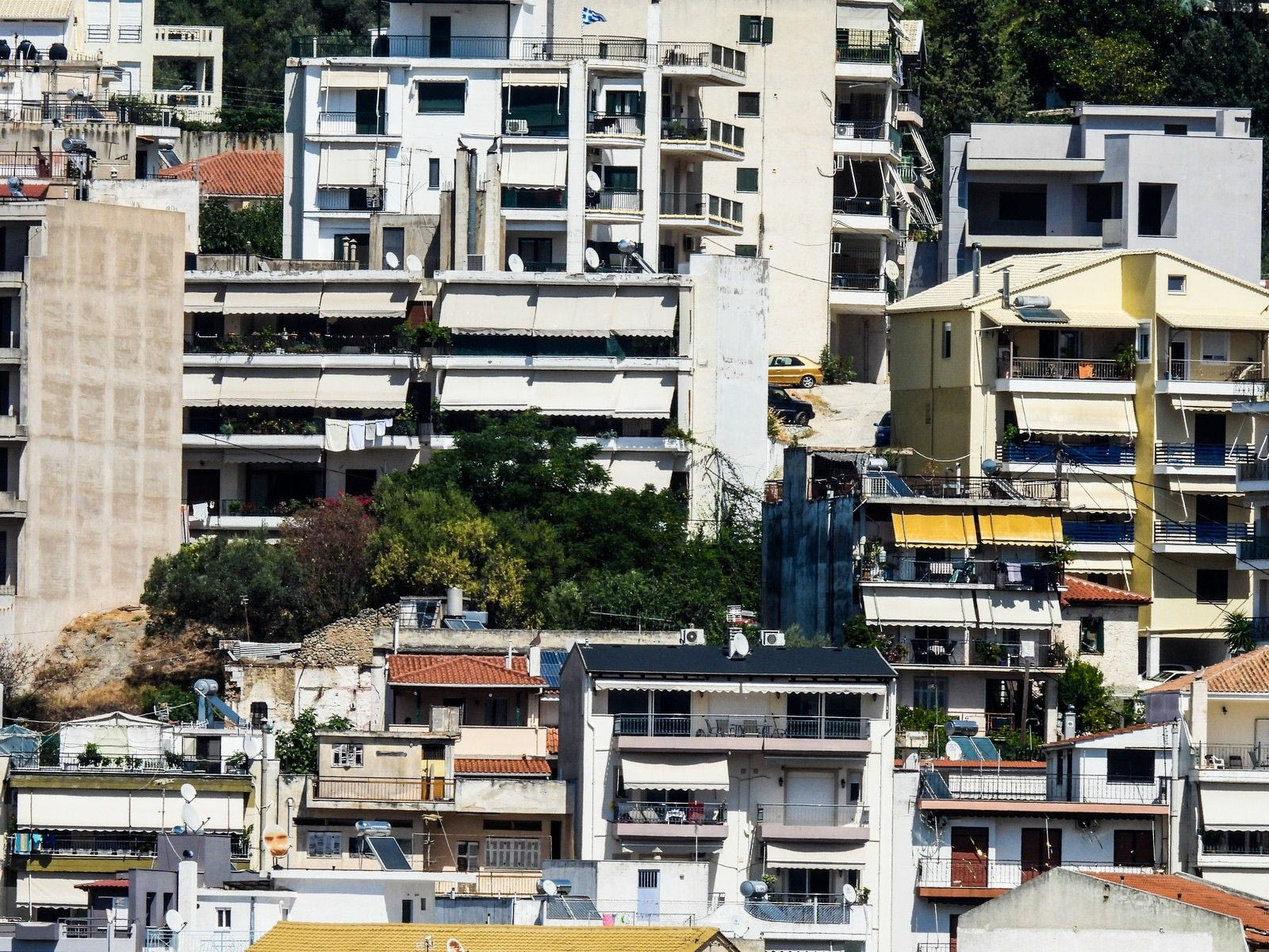 Έρχεται ο ΕΝΦΙΑ με το... μήνα