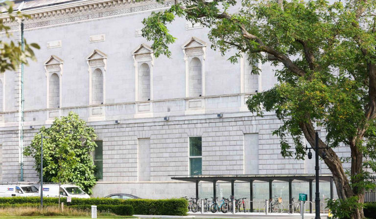 The bizarre reason why restoration of Rathfarnham Castle has taken 30yrs