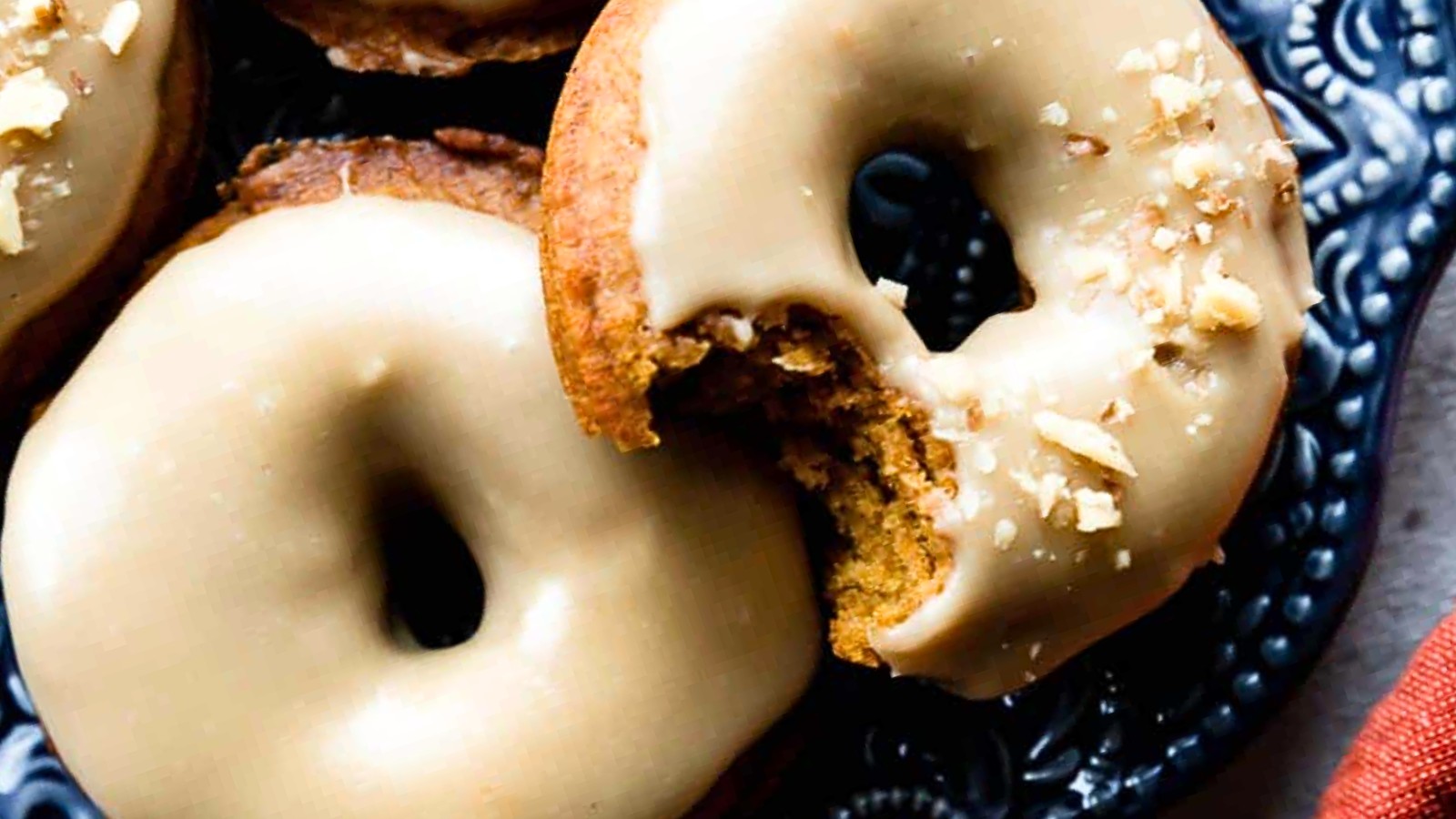 23 Old-Fashioned Autumn Sweets That Taste Like Nostalgia