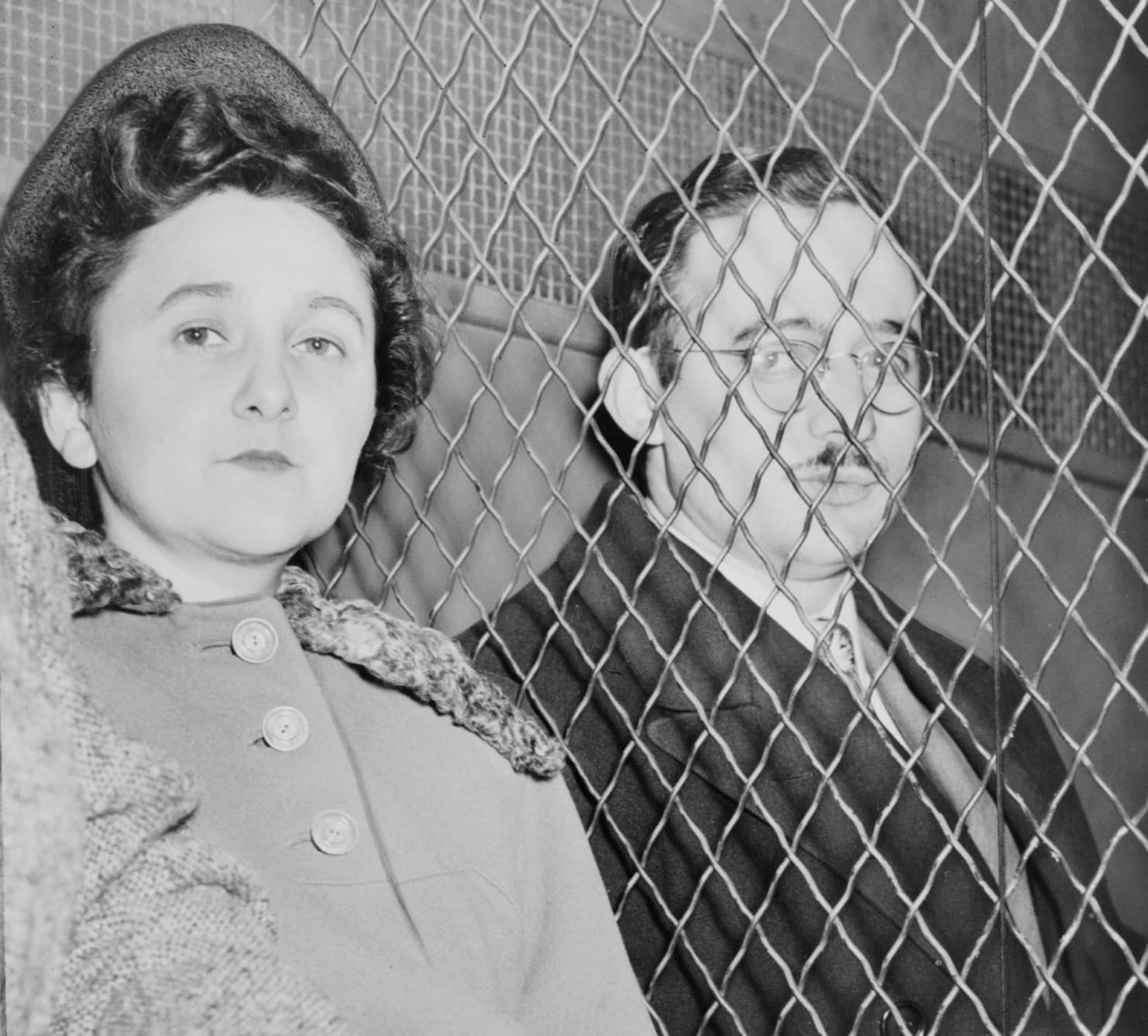 22 Historical Photos of Real-Life Spies
