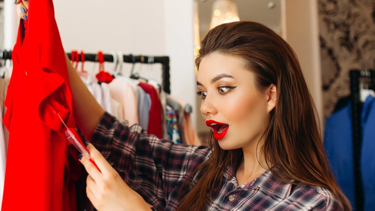 14 Simple Habits Minimalists Use to Grow Wealth