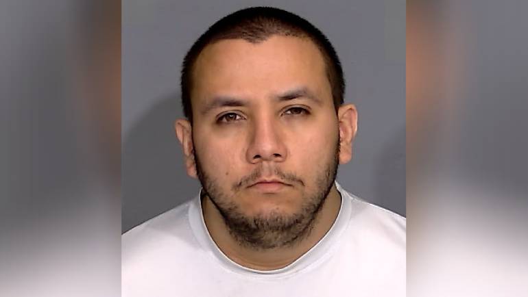 Uber driver signs plea deal after admitting to murdering passenger ...