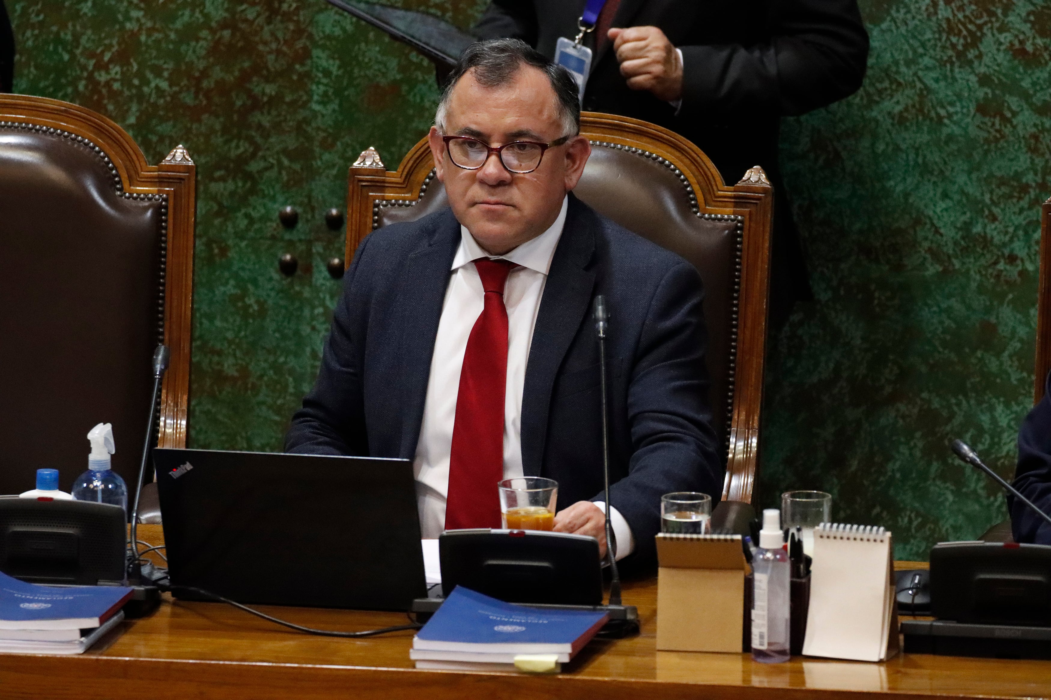 Eric Aedo dice estar dispuesto a adelantar su renuncia a la directiva ...