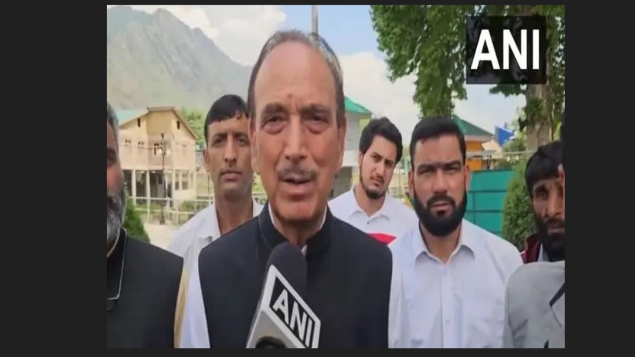 Ghulam Nabi Azad 'welcomes' interim bail granted to Engineer Rashid Ghulam Nabi Azad 'welcomes' interim bail granted to Engineer Rashid