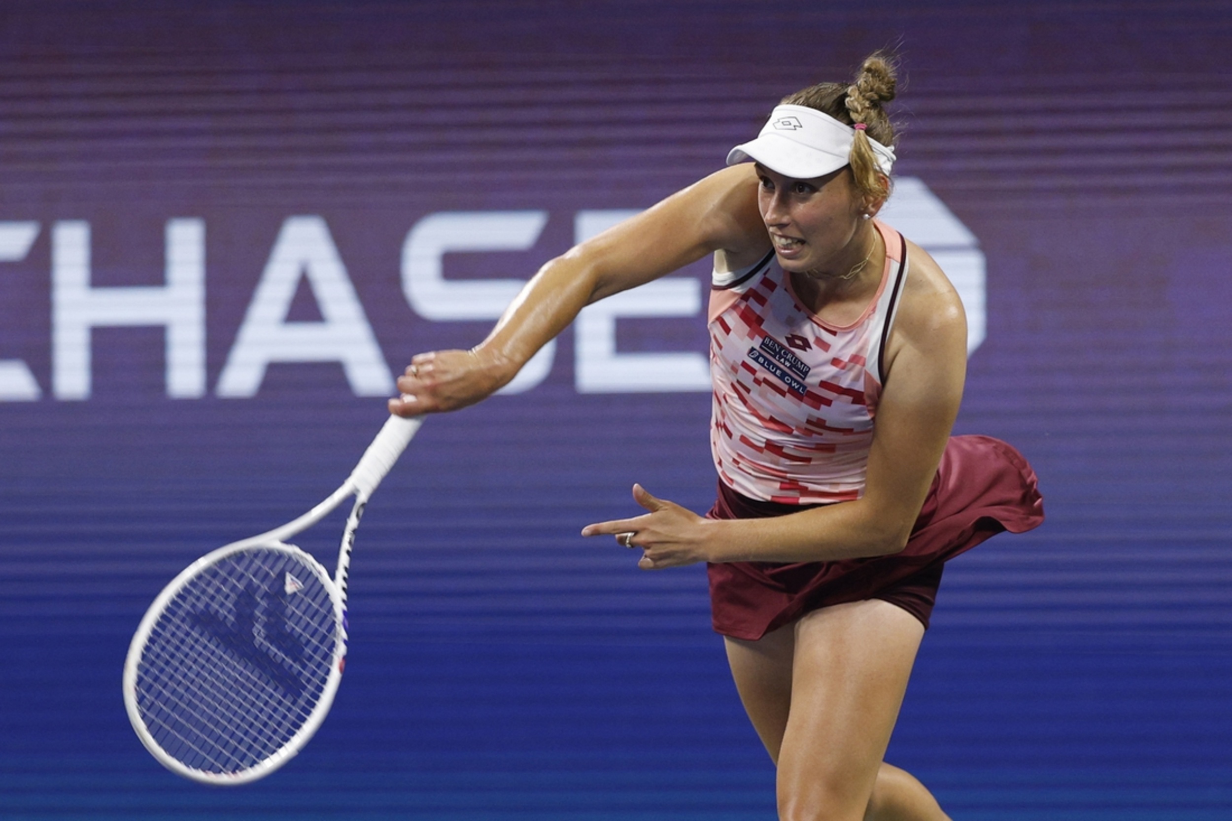 WTA roundup: Elise Mertens cruises in Singapore
