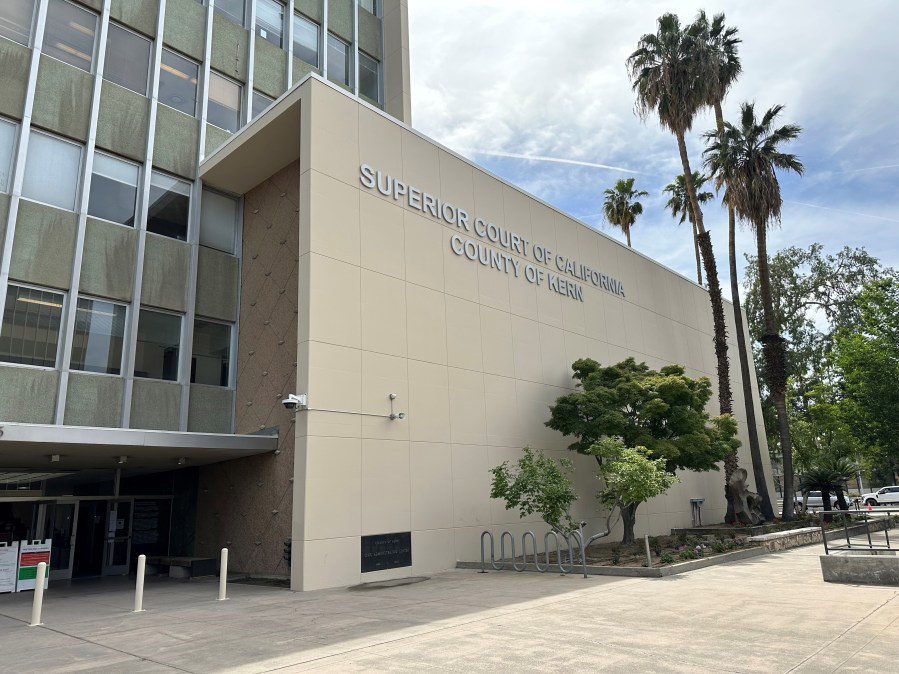 Charges filed against man accused of threatening Supervisor Jeff Flores Charges filed against man accused of threatening Supervisor Jeff Flores
