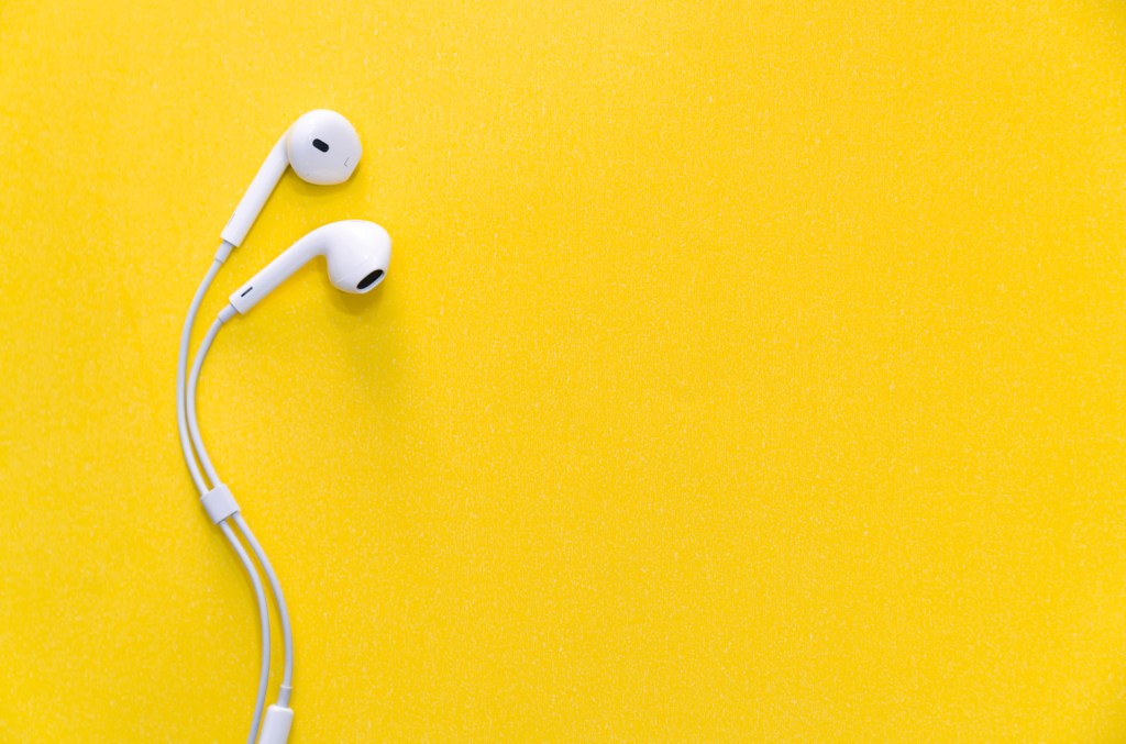 The Best Headphones & Earbuds Available for Under $25: Here's Where to ...