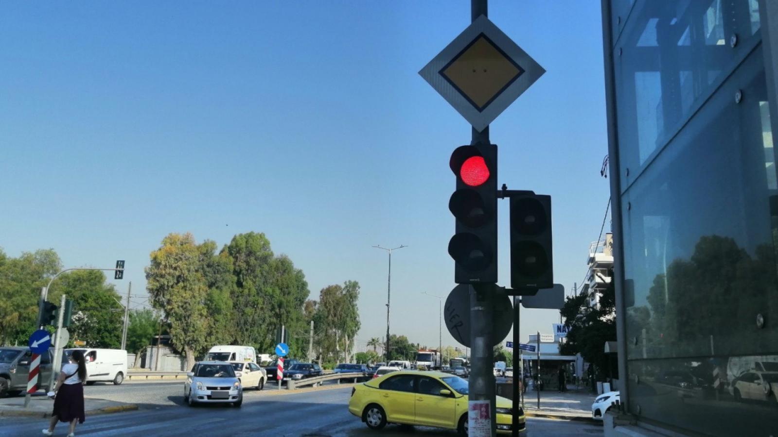 Σε αυτά τα φανάρια μπαίνουν κάμερες τον επόμενο μήνα στην Αθήνα -Ποιοι ...