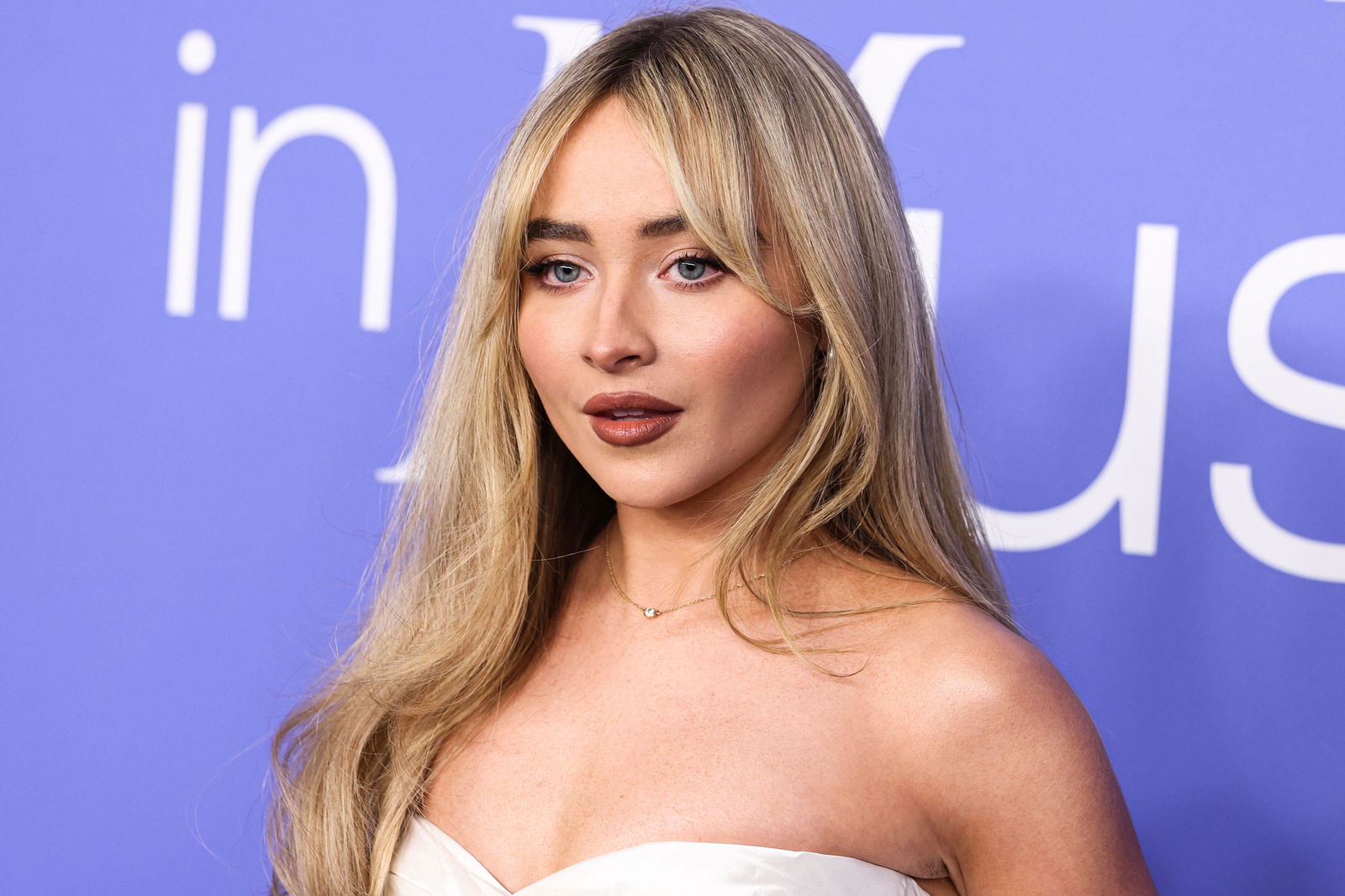 Sabrina Carpenter Channels The Diva Inside in A Wicked Blue Dress at Grammys 2025