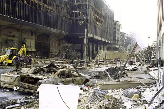 What It Was Like to Live Through 9/11, According to Shocked Survivor ...