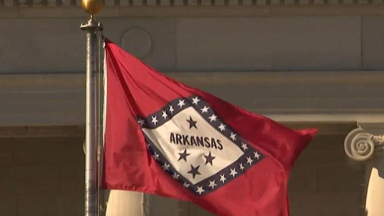 Gov. Sanders orders flags to full-staff for Trump Inauguration despite mourning order