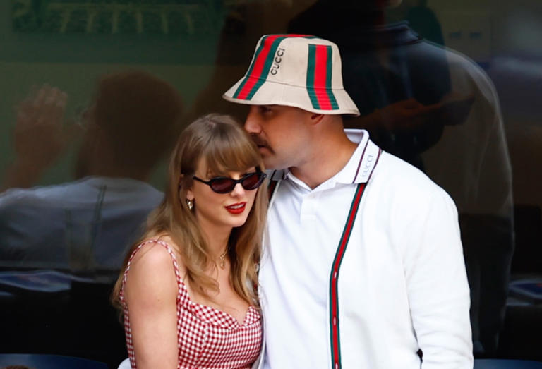 Fans Saddened by Latest Taylor Swift News Fans Saddened by Latest Taylor Swift News