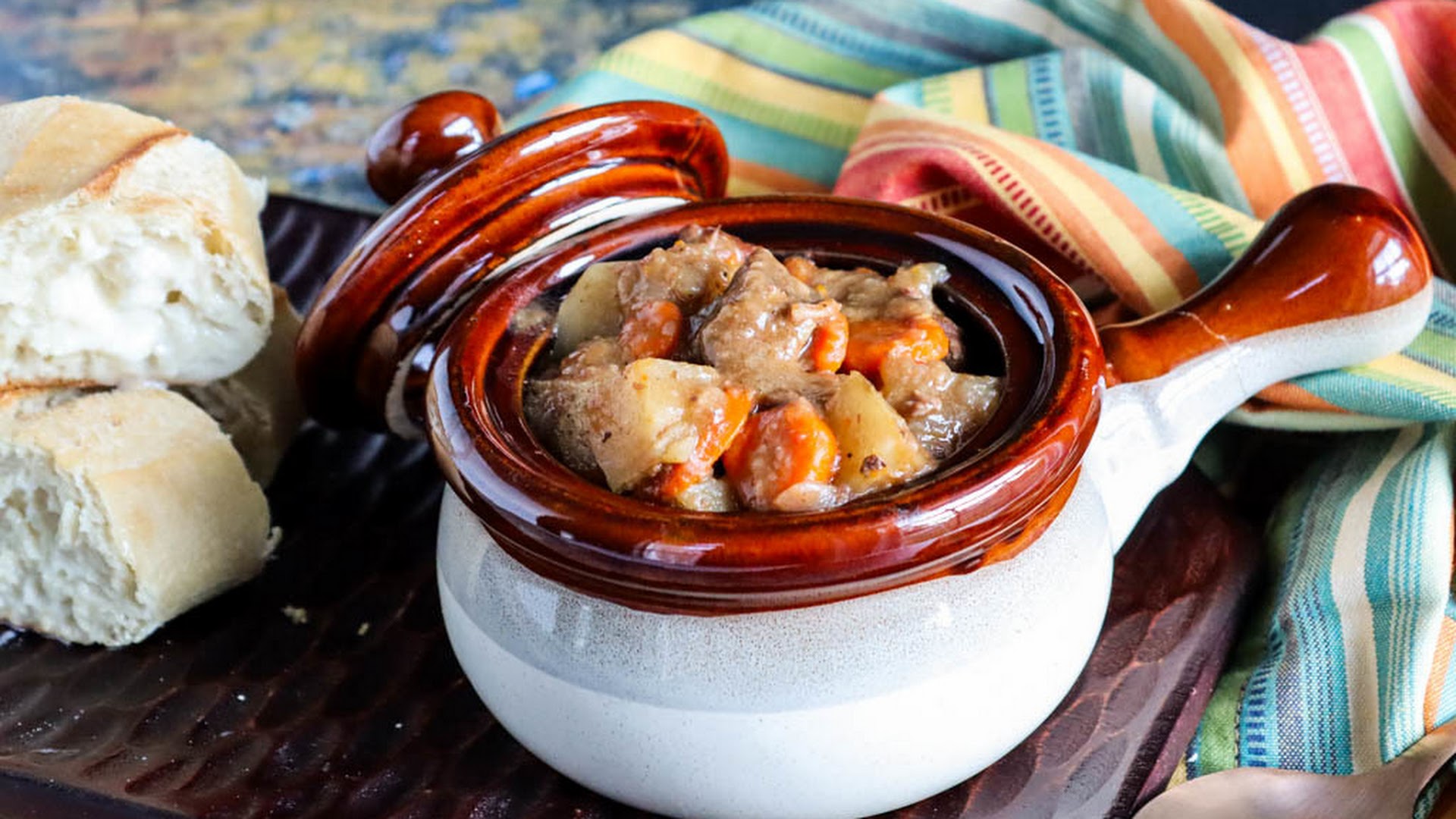 This Is A Hearty And Delicious Beef Stew For A Cold Winter's Night ...