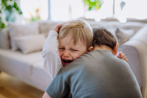 Estrategias efectivas para calmar a tu hijo cuando llora Estrategias efectivas para calmar a tu hijo cuando llora