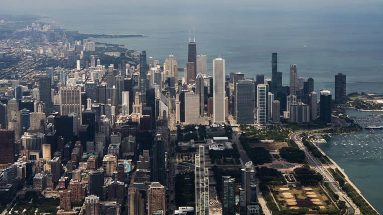 Chicago mayor proposes reviving tax that has businesses sounding the alarm
