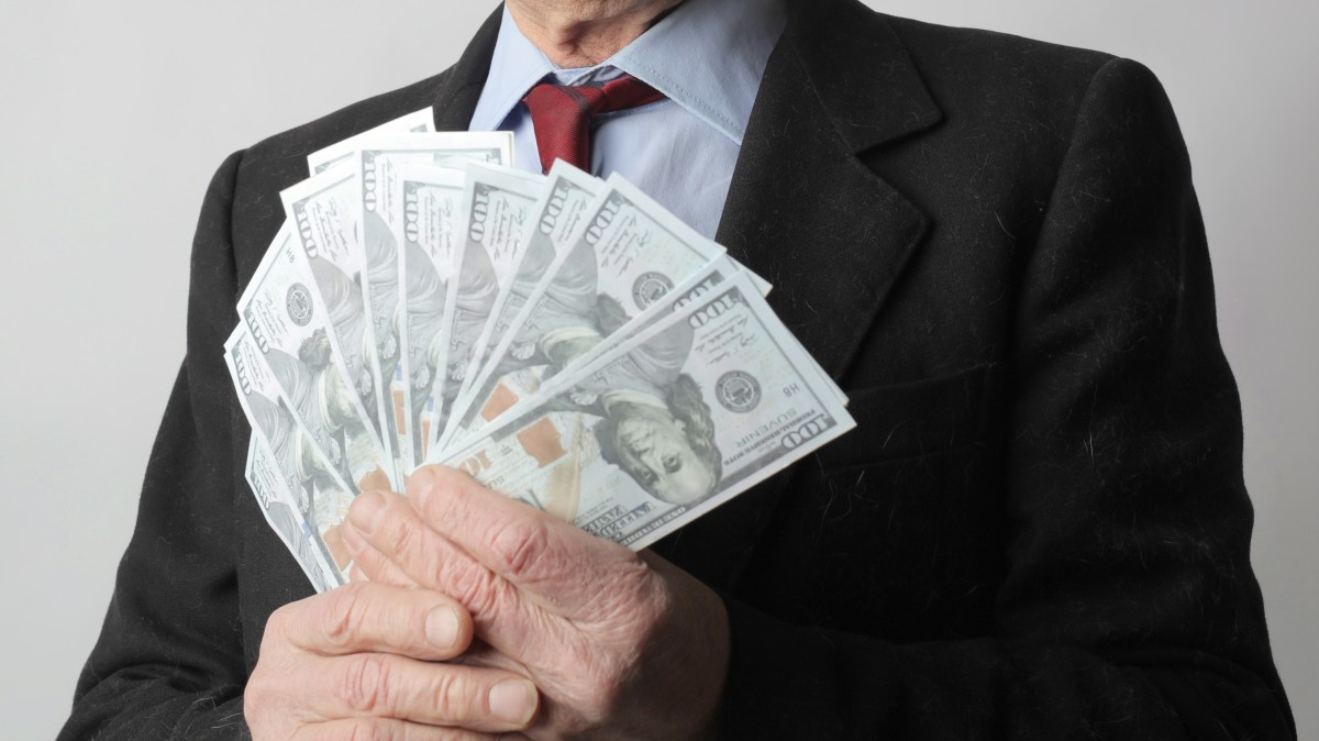 Keeping Your Assets Safe for Long-Term Care (Free Resources!)