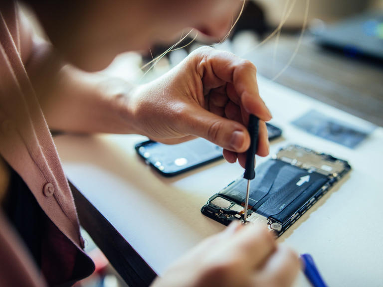 Apple's new update is finally making it easier to repair your broken ... Apple's new update is finally making it easier to repair your broken ...