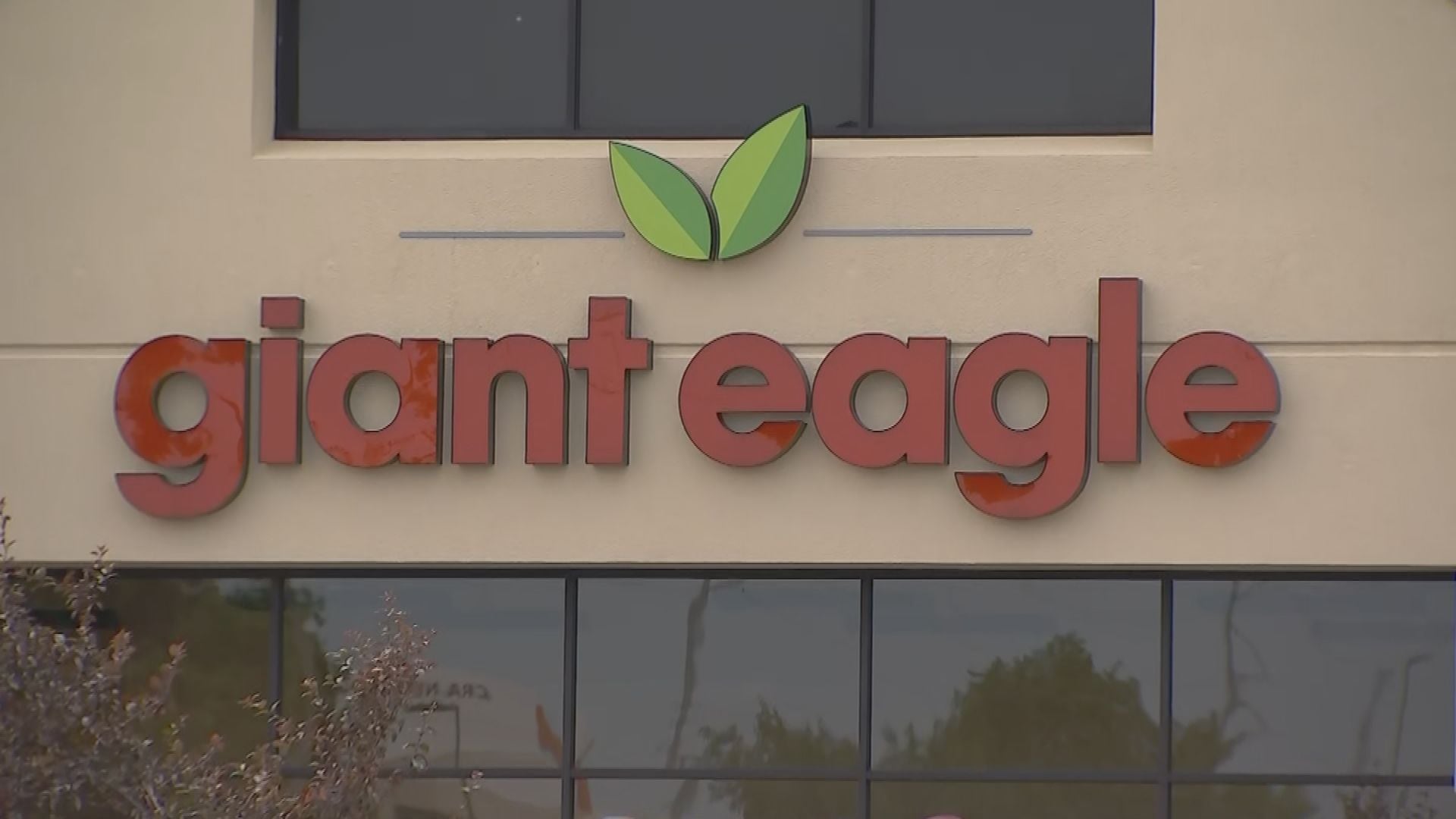 Skimmers found at 2 local Giant Eagle stores