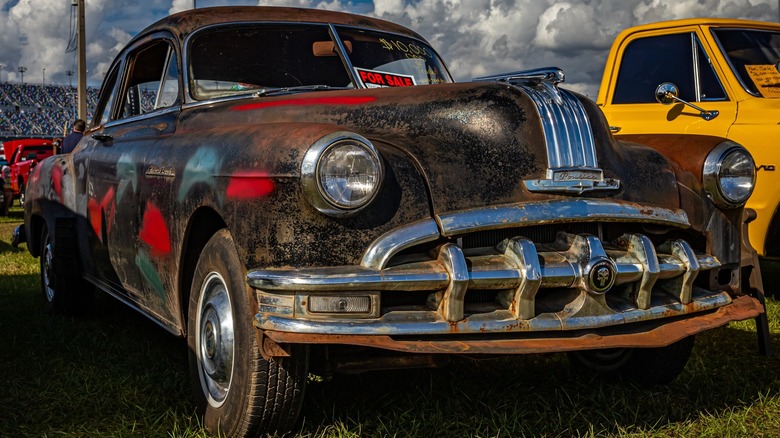 5 Classic Pontiac Cars From The 1950s (And What They're Worth Today)