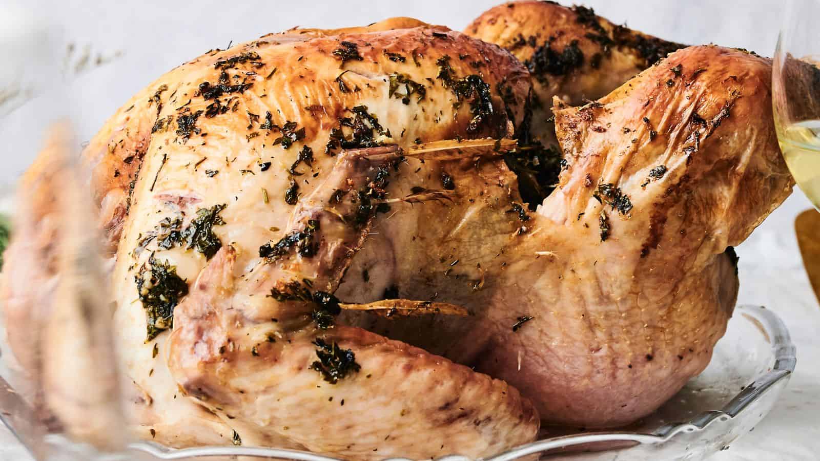 23 Thanksgiving Main Dish Recipes That Bring Everyone Together