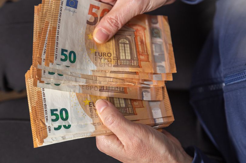 Full list of people eligible for €2,000 social welfare grant to be paid ...