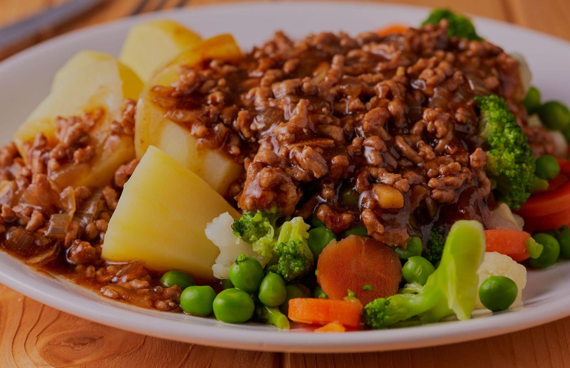 27 British school dinner dishes we all used to endure