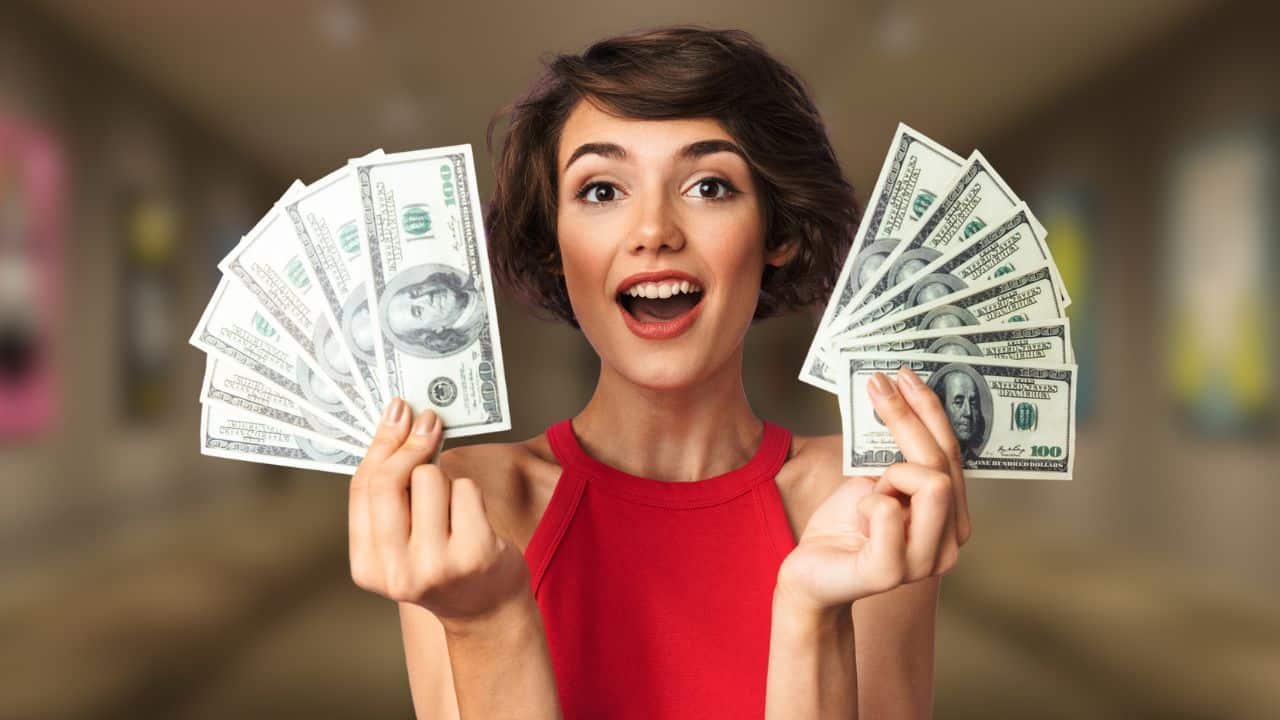 7 Simple Habits That Can Build A Better Financial Future